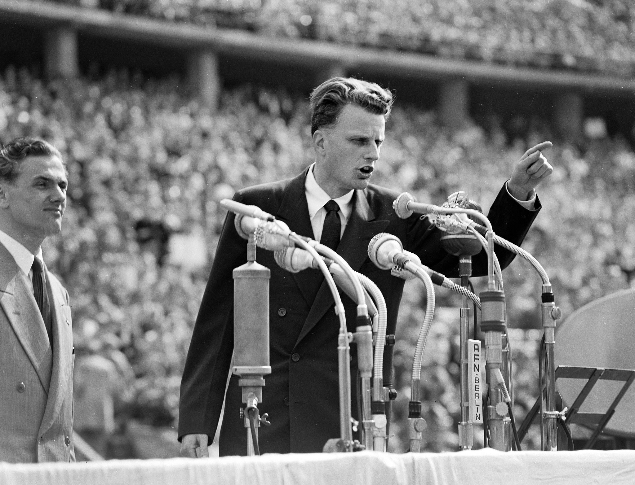 Billy Graham – The Annotated Gilmore Girls