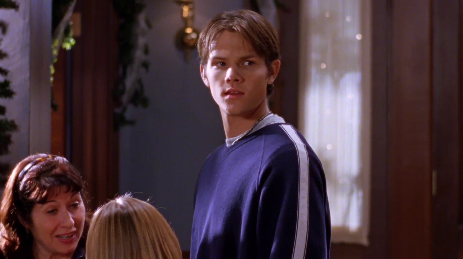 S2Ep10: The Bracebridge Dinner – The Annotated Gilmore Girls