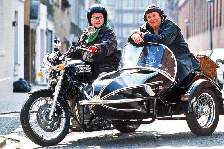 Two Fat Ladies – The Annotated Gilmore Girls